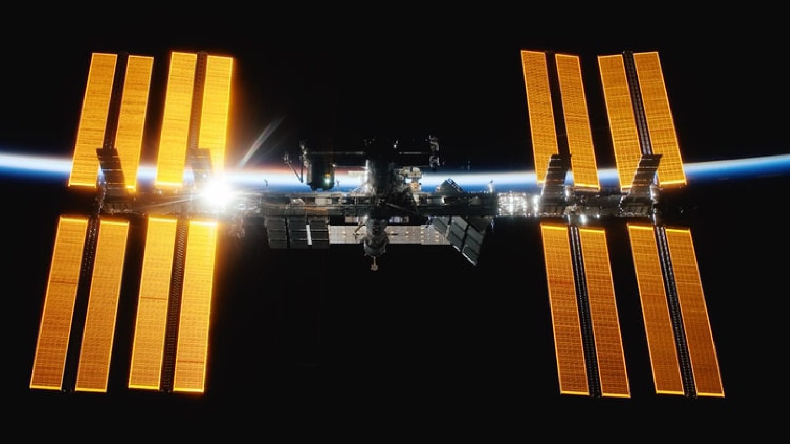 SpaceX, Northrop Grumman win 6 NASA resupply missions to ISS SpaceX, Northrop Grumman win 6 NASA resupply missions to ISS