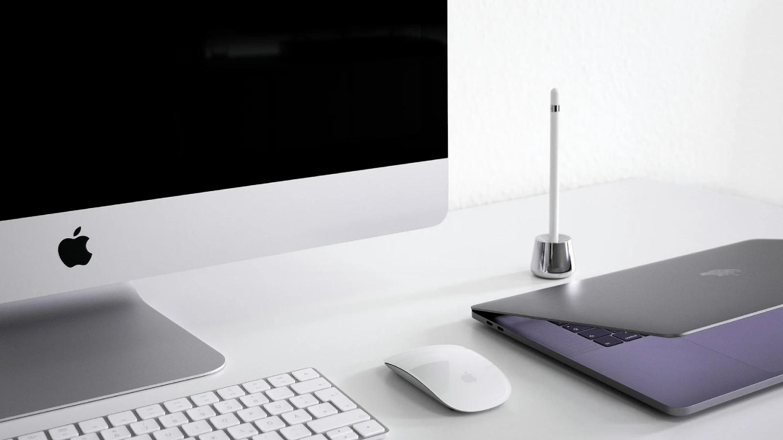 Apple's Larger iMac: 30-Inch+ Model Coming Soon